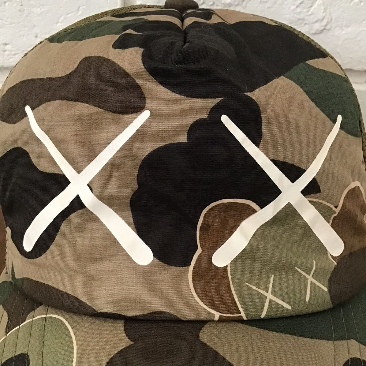 ★激レア★ kaws 1st camo trucker hat a bathing ape bape bendy cap エイプ ベイプ ...