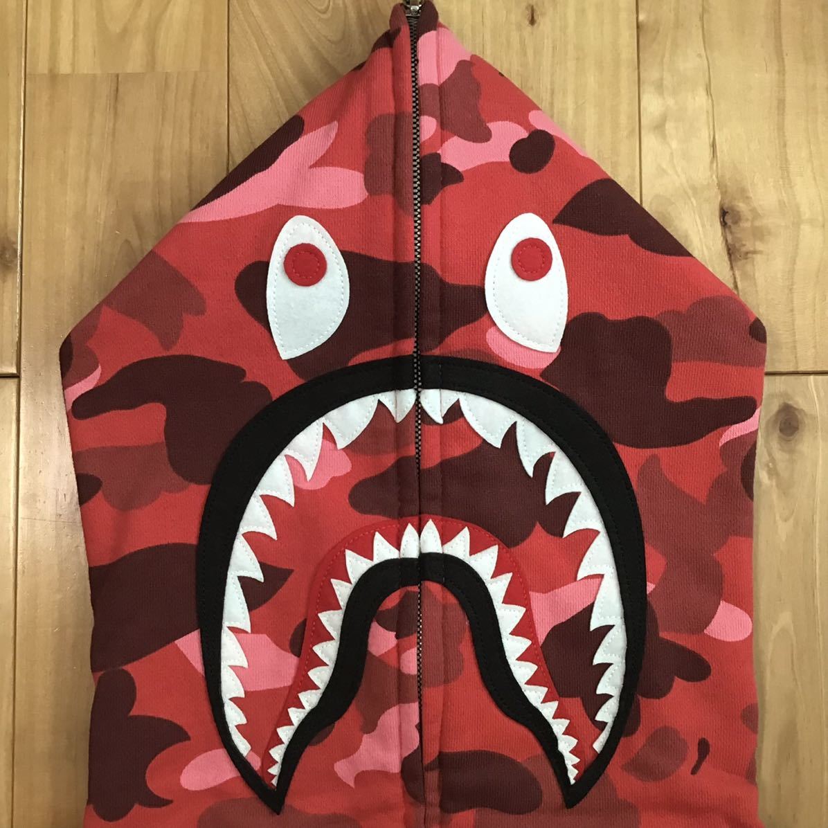 ★NFS限定★ XL Pharrell camo シャーク パーカー shark full zip hoodie a bathing ape ...