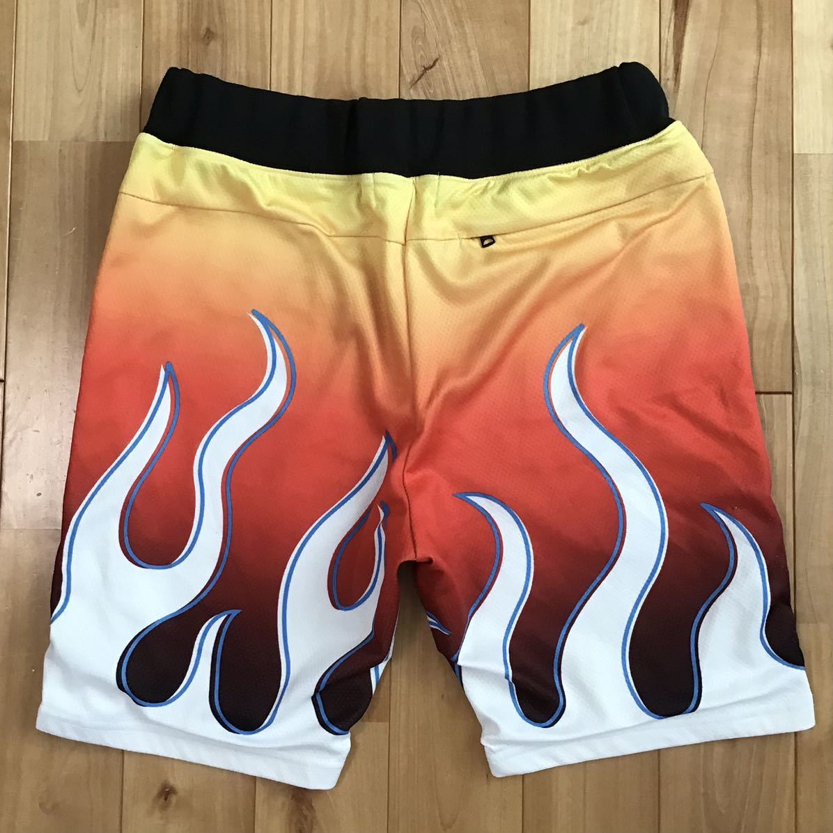 BAPE flame ハーフパンツ Sサイズ a bathing ape BAPE shorts fire エイプ ベイプ アベイシングエイプ ...