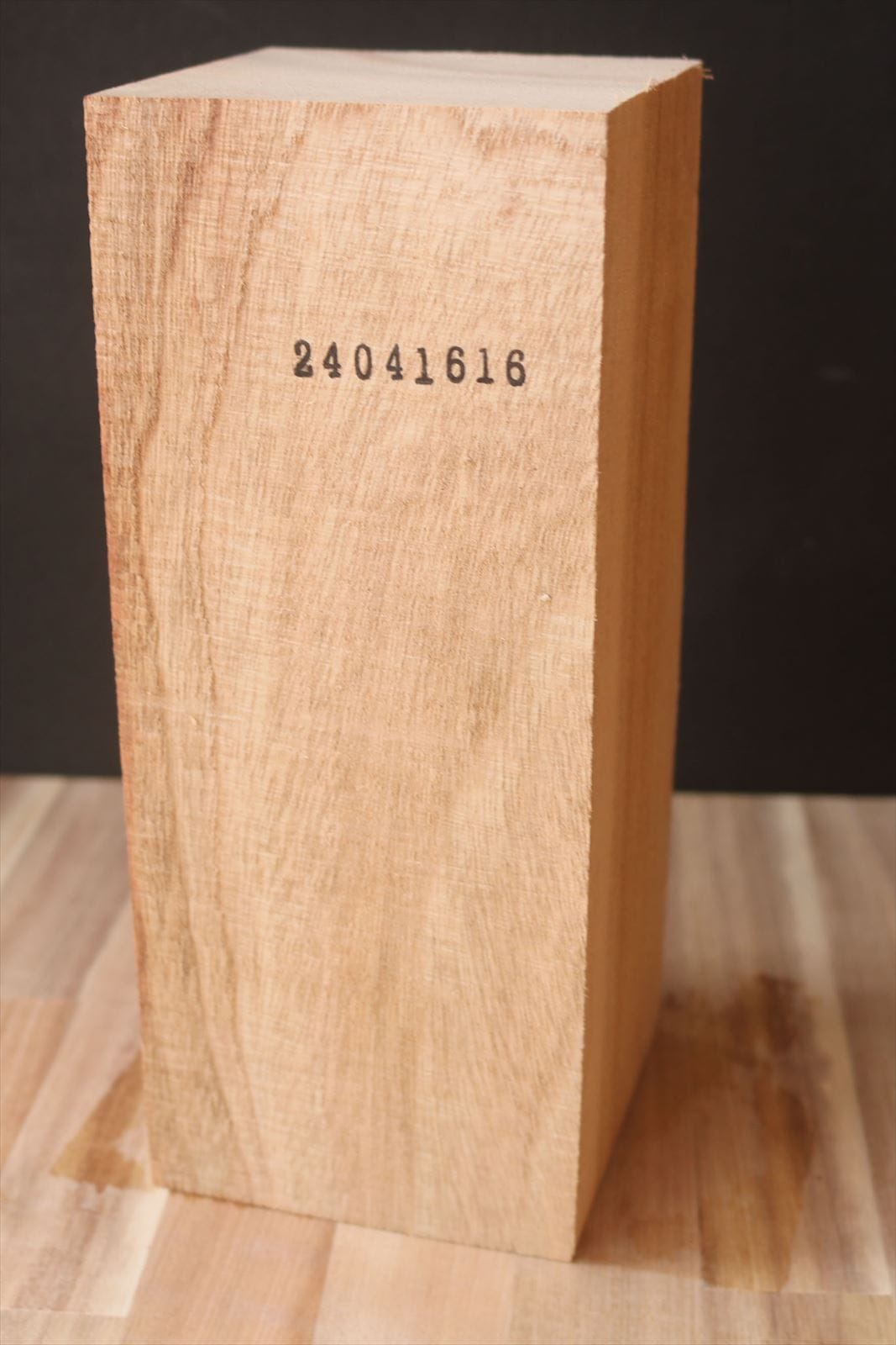 楠 彫刻 木材 木 素材 長196×厚83×幅82mm 24041616｜彫刻材,楠(クス),幅60mm以上 90mm未満 ｜木材通販の木一筋 ...