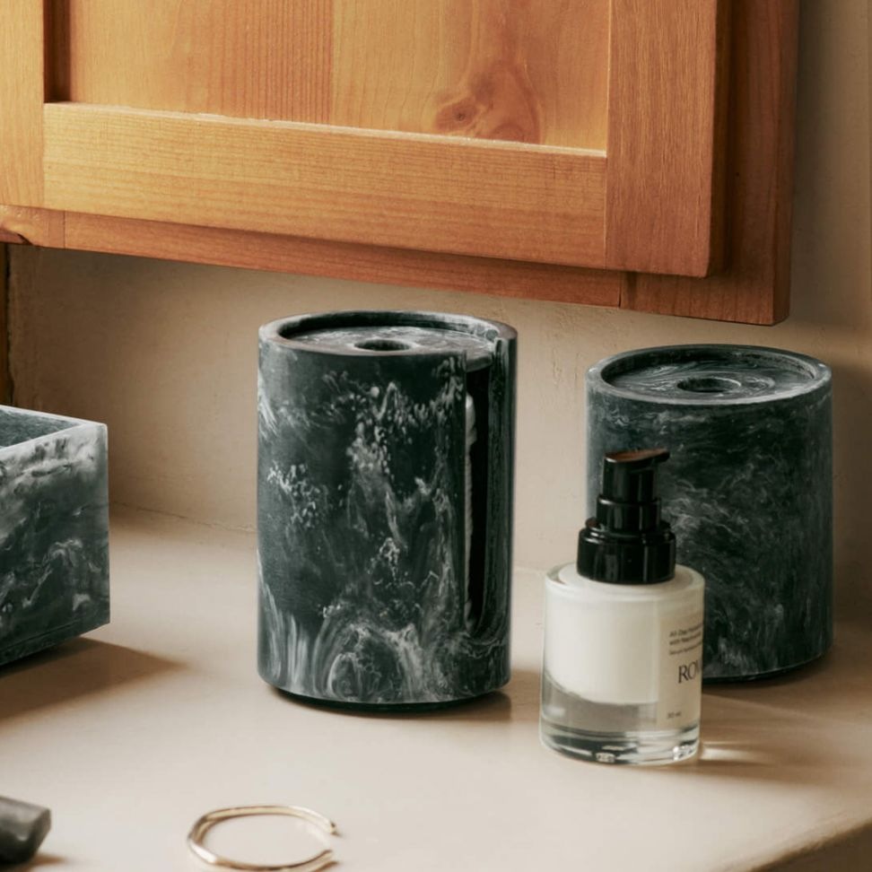 【国内在庫あり】Ferm Living (ファームリビング) Mist Container (ミスト コンテナ) チャコール/エメラルド オフホワイト/パール/シュガーケルプ 北欧/インテリア ...