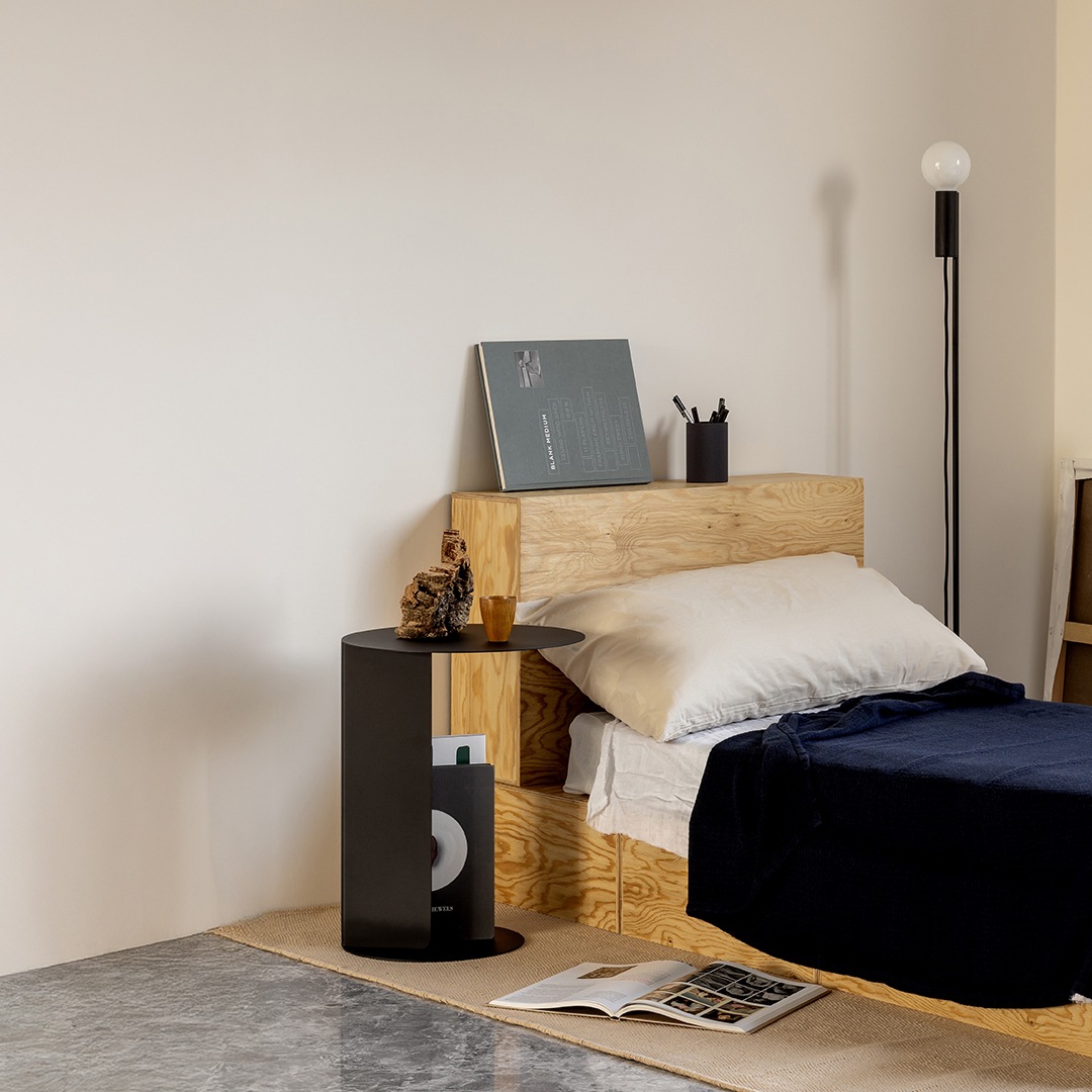 【お取り寄せ】esaila (エサイラ) Kipa Table (キパ テーブル) グレー/ブラック インテリア/家具/日本正規代理店品|esaila |北欧雑貨＆インテリアのオンライン ...