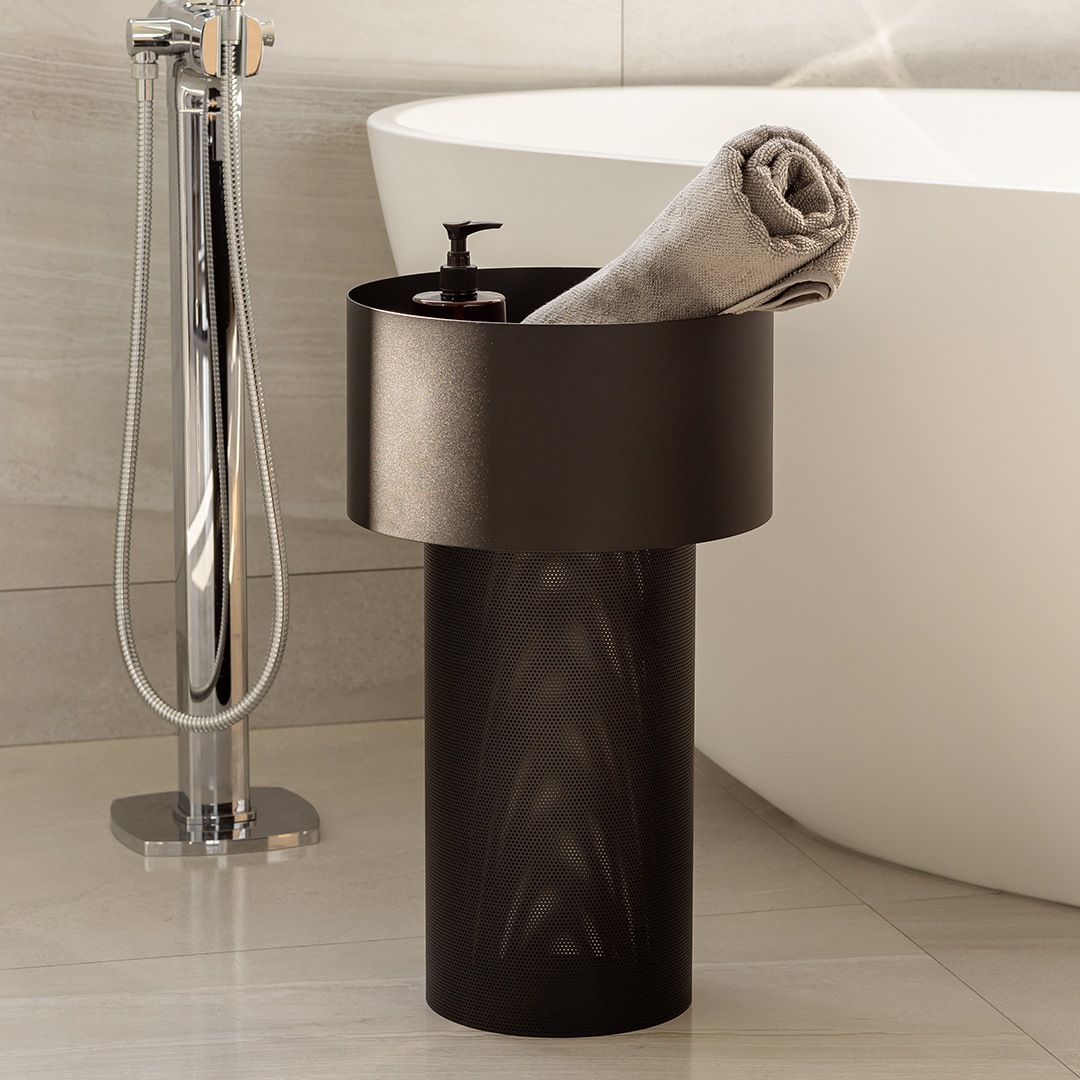 【お取り寄せ】esaila (エサイラ) Pedestal Box (ペデスタル ボックス) ベージュ/ブラック インテリア/プランター/日本正規代理店品|esaila |北欧雑貨＆インテリア ...