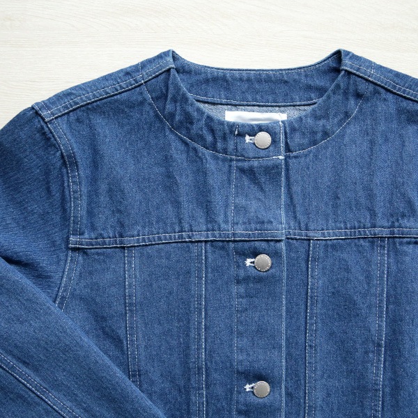 kermu (ケルム) ノーカラーデニムジャケット Free キナリ/ブリーチ/インディゴ カジュアル|kermu - デニムジャケット、デニムパンツ |北欧雑貨＆インテリアのオンライン ...