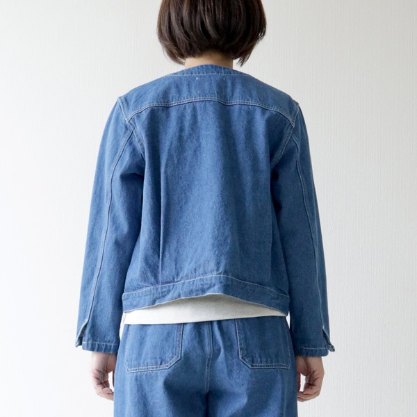 kermu (ケルム) ノーカラーデニムジャケット Free キナリ/ブリーチ/インディゴ カジュアル|kermu - デニムジャケット、デニムパンツ |北欧雑貨＆インテリアのオンライン ...