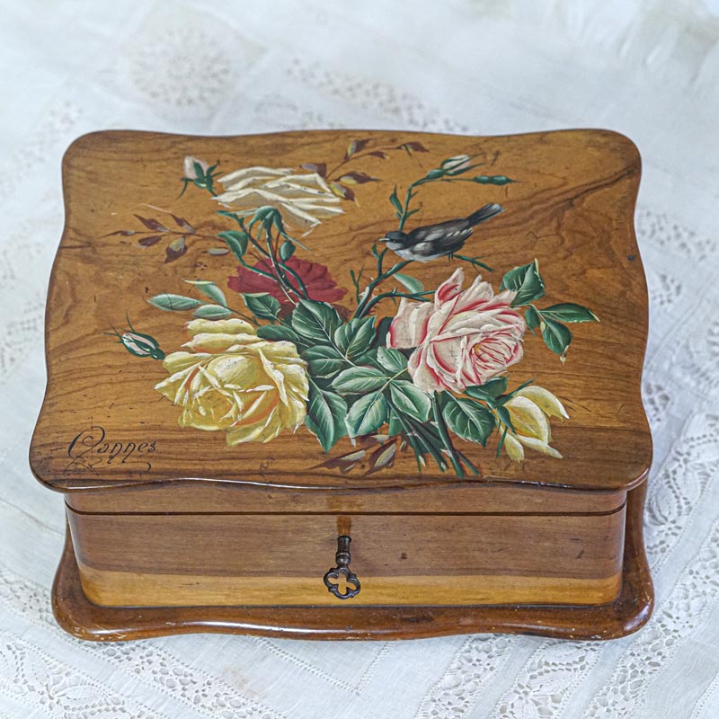 モシュリンヌの薔薇と鳥のハンドペイントが美しいジュエリーボックスW21×D16×H9cm ga-998の通販｜こよなくアンティーク