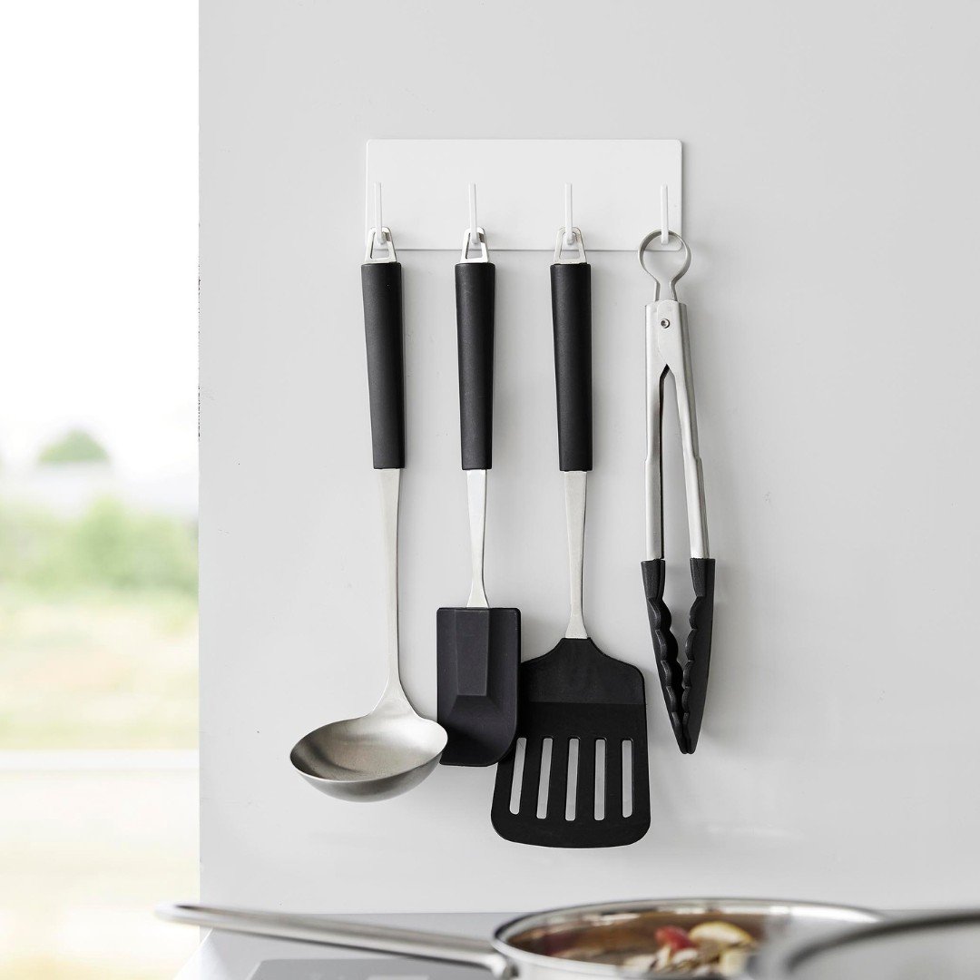 【tower】 マグネット キッチンツールフック 4連｜キッチン用品,キッチン収納,キッチンツールフック｜kurasso（クラッソ）