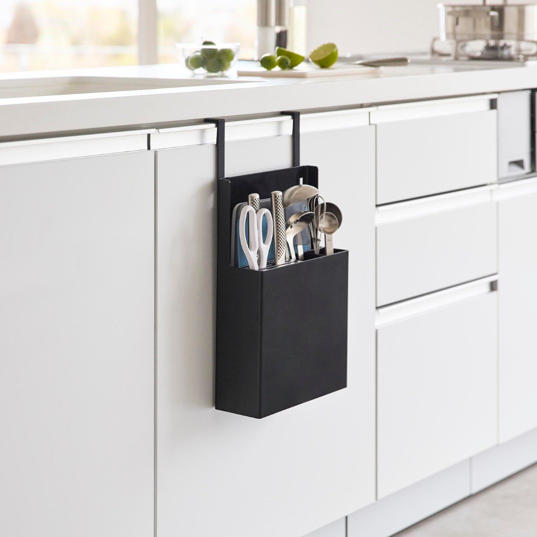 【tower】 シンク扉オールインワン キッチンツールホルダー｜キッチン用品,キッチン収納,キッチンシンク下収納｜kurasso（クラッソ）
