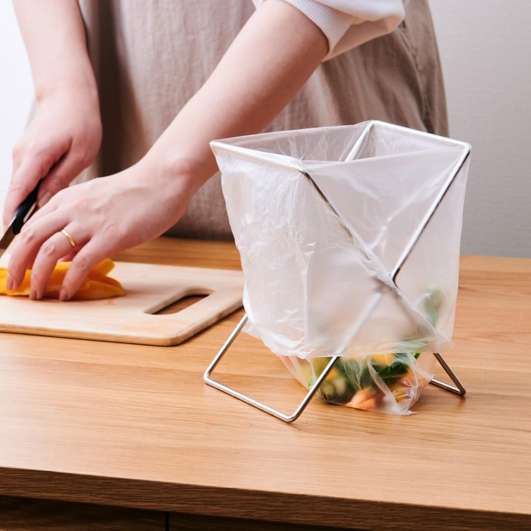 【CBJAPAN】 開閉できるポリ袋スタンド｜キッチン用品,水切りかご・水切りラック・シンク用品｜kurasso（クラッソ）