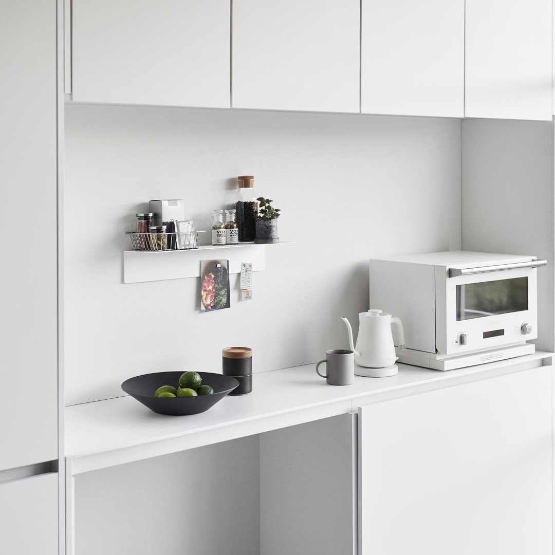 【tower】 マグネットが付くウォールラック W50石こうボード壁対応｜浮かせる収納,エントランスで使える浮かせる収納｜kurasso（クラッソ）