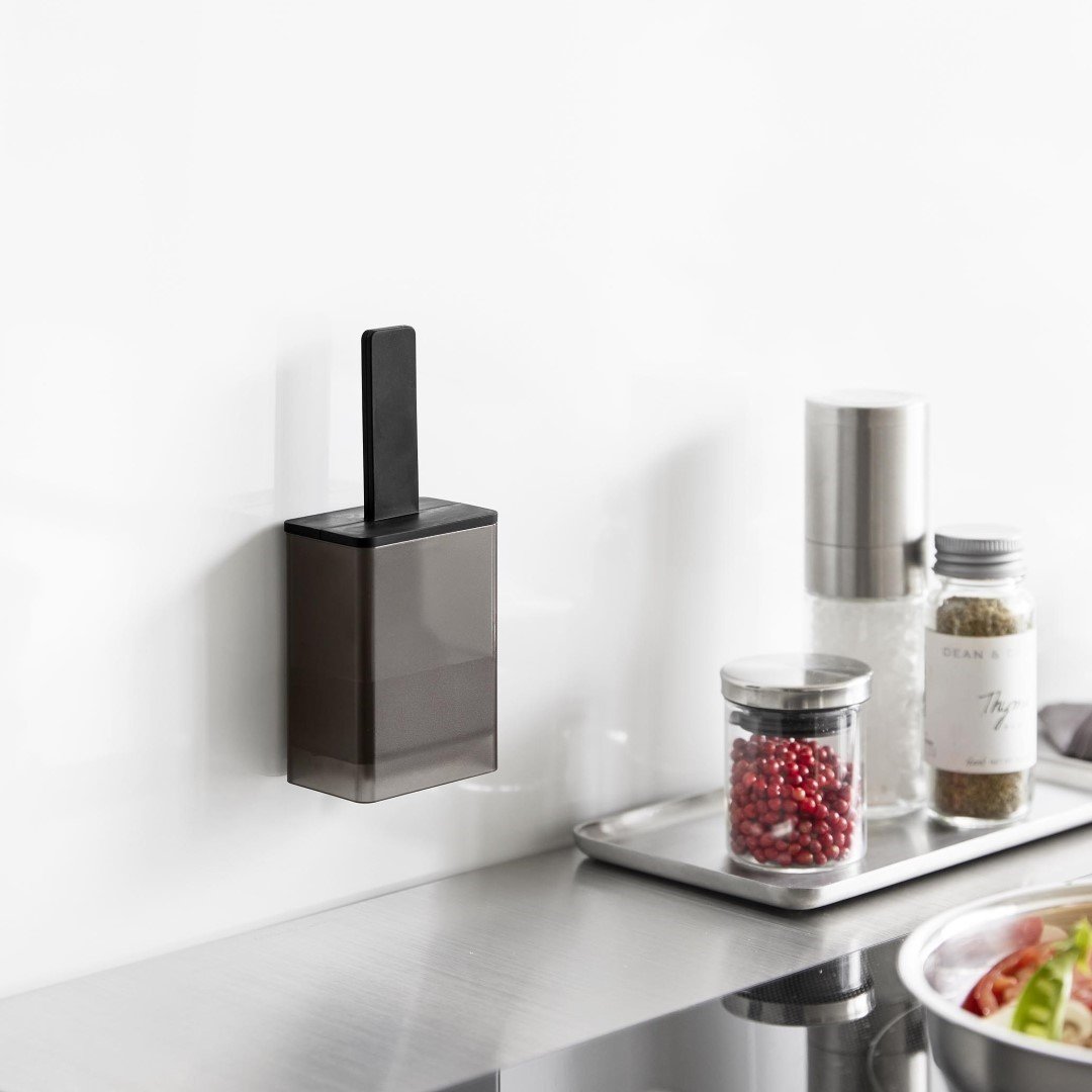 【tower】 マグネット 油引き｜キッチン用品,キッチンツール｜kurasso（クラッソ）