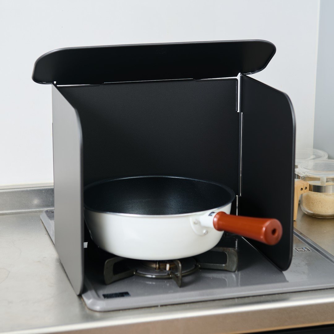 【AUX】 コンパクト4面レンジガード ブラック｜キッチン用品,キッチンツール｜kurasso（クラッソ）