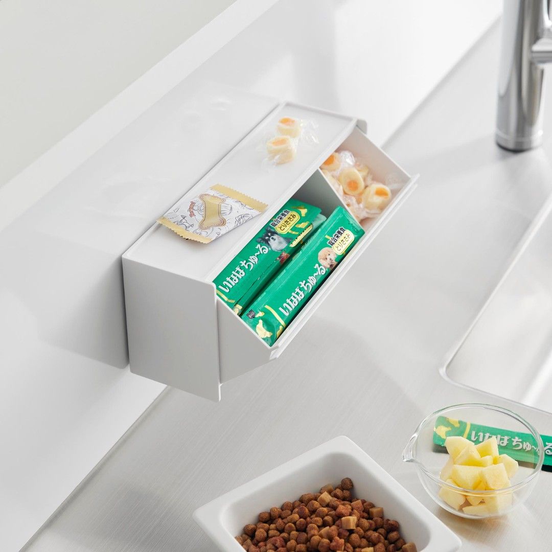 【tower】マグネット ペットおやつ収納ケース｜ペット用品｜kurasso（クラッソ）