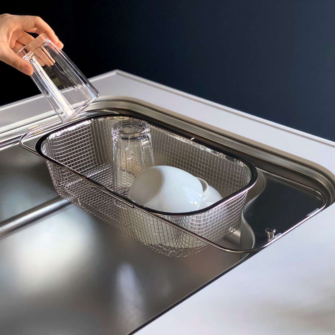 【bws SELECTION】 すっきり暮らす水切りかご 深型 シンク渡しタイプ｜キッチン用品,水切りかご・水切りラック・シンク用品,水切りかご・水切りラック｜kurasso（クラッソ）