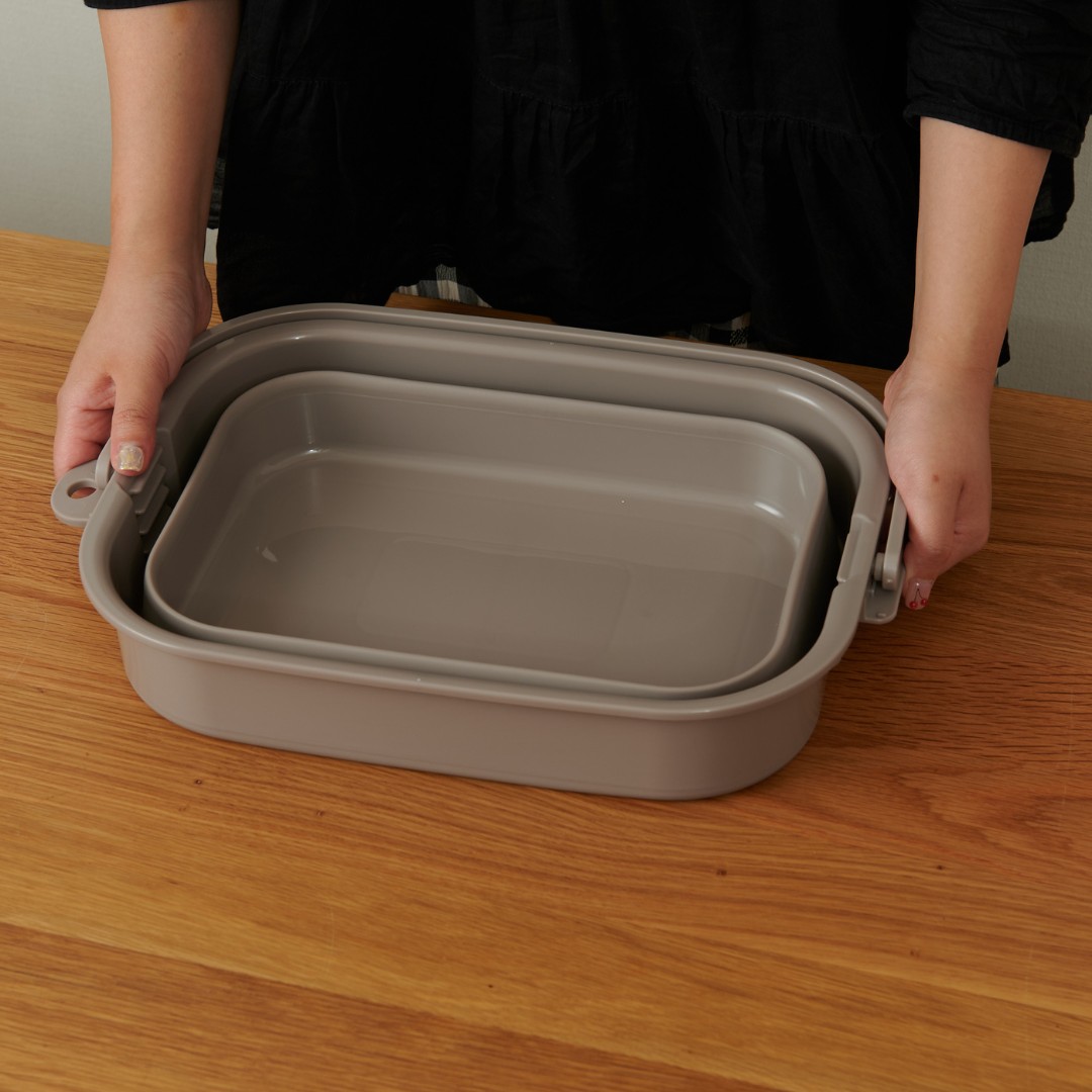 【ISETO】 折りたためる つけ置き洗いバケツ｜リビング用品,掃除用品｜kurasso（クラッソ）