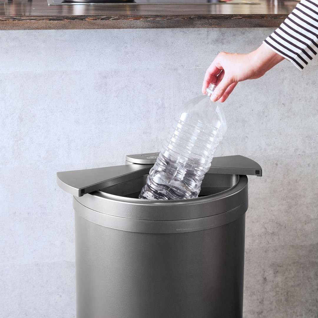 【DiETZ】 ダストボックス 30 マットブラック｜ゴミ箱・ダストボックス,キッチン向けゴミ箱｜kurasso（クラッソ）