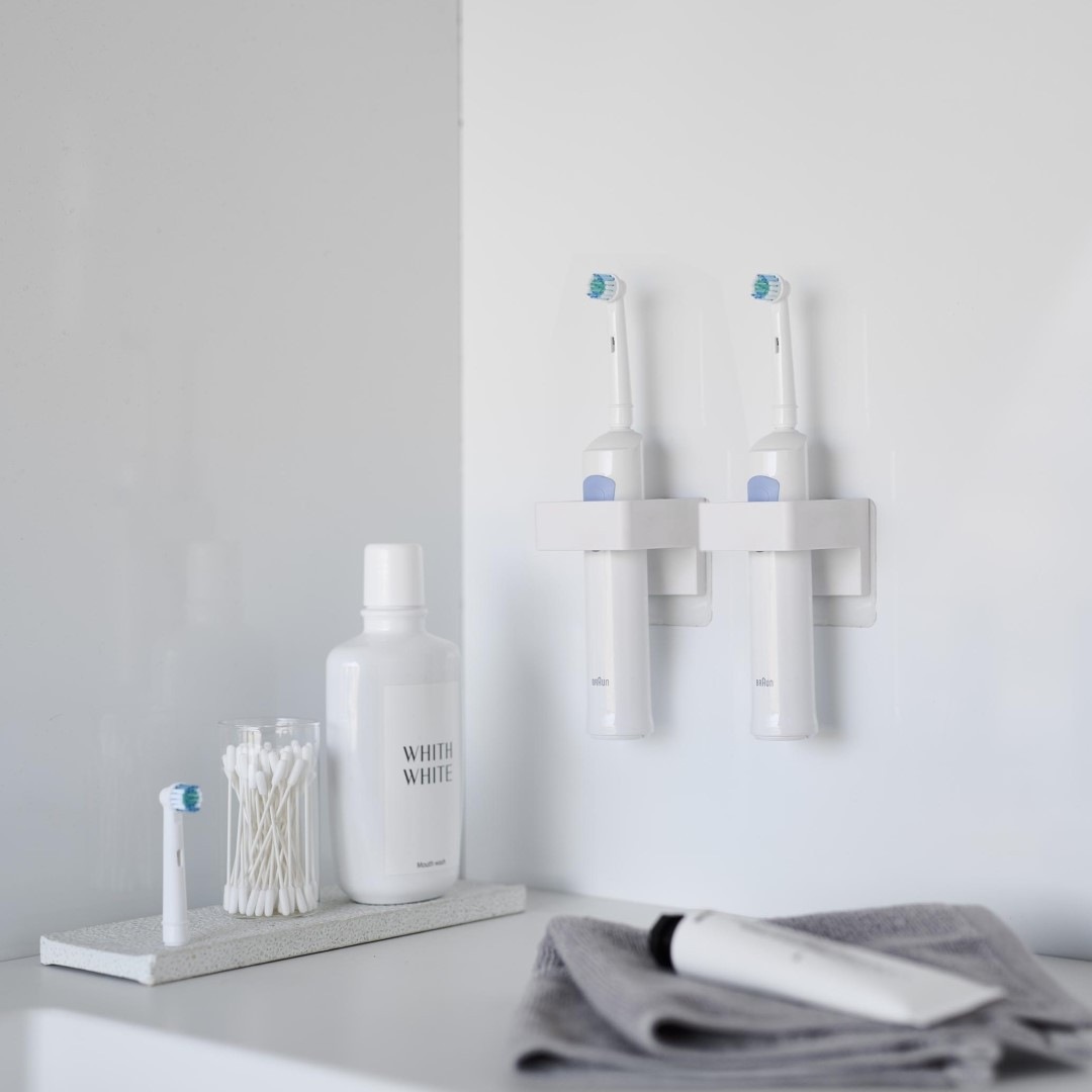 【tower】 フィルムフックサニタリーホルダー｜バス・洗面用品,洗面｜kurasso（クラッソ）