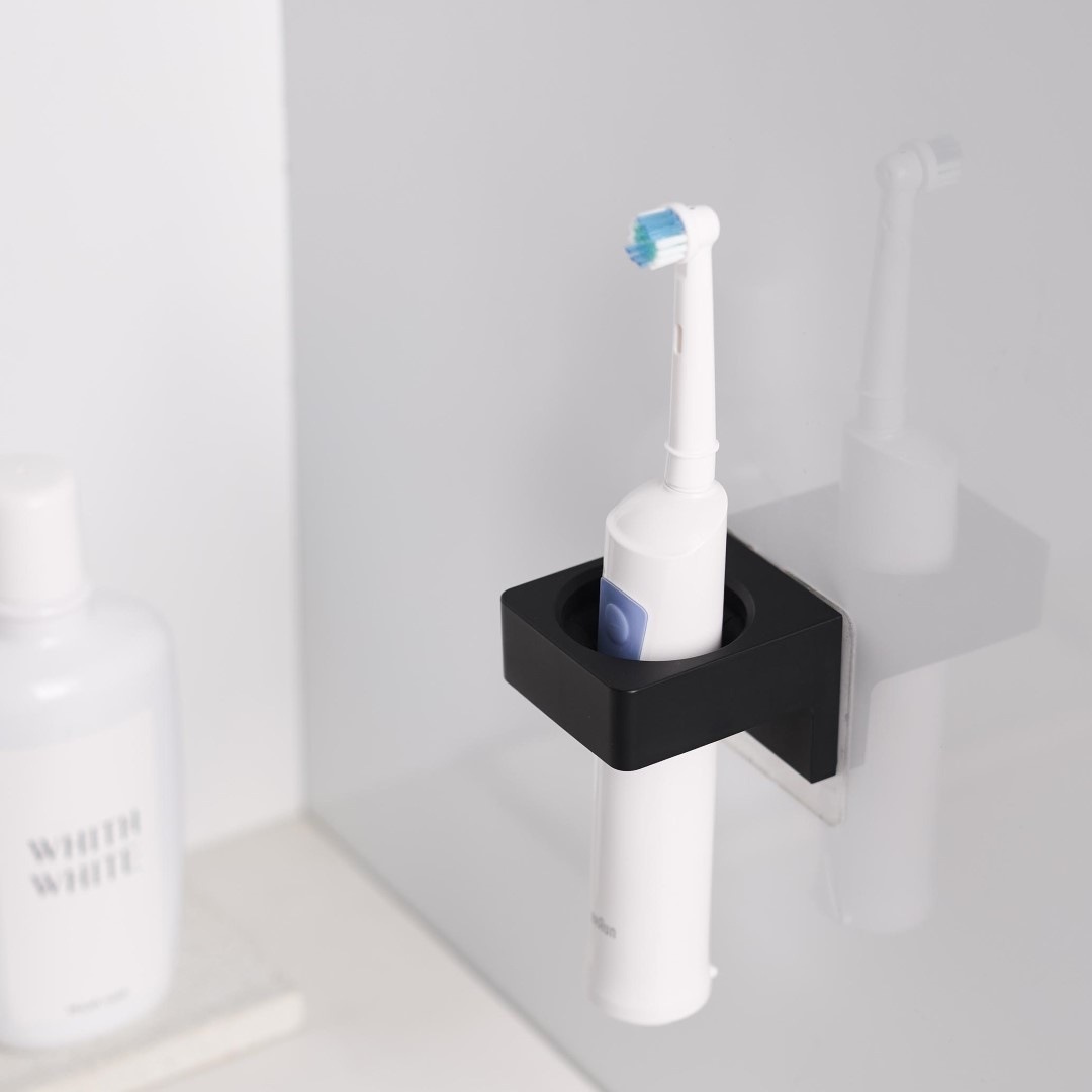 【tower】 フィルムフックサニタリーホルダー｜バス・洗面用品,洗面｜kurasso（クラッソ）