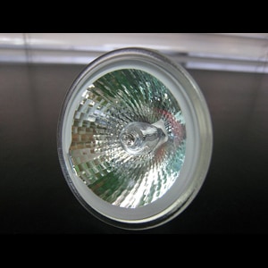 JR12V50WLM/KUV/EZ-H | USHIO ミラー径(φ50) 定格電圧(12V) 消費電力(50W) ビーム開き(20度) 最大光度(5800cd) 色温度(3200K ...