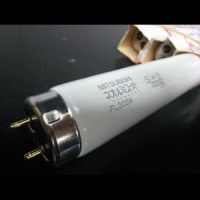 【生産終了品・代替品あり】FL20SW | 三菱電機(MITSUBISHI)32.5ミリ管径 20形 白色(4200K) 580ミリ長さ 定格寿命(8500時間) 直管・スタータ形 適合点灯管 ...