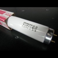 【生産終了品・代替品あり】FL20SW-B || 日立 || 20形 白色(4200K) G13口金 管径(32.5mm) 全長(580mm) スタータ形 サンライン 直管蛍光ランプ [ol ...
