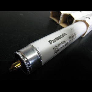 FSL48T6W | Panasonic 48形 白色(色温度：4200K) 直管・スリムライン形 スリムライン蛍光灯 [2s-tm/mw] の通販【ランププロ.com】