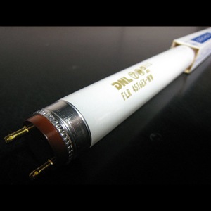 FLR45T6EX-WW | NIPPO(DNライティング) 管径(20mm) 3波長形温白色(3500K) 電力(25W) 全長(1073mm) G13口金(2ピン) 寿命(約5000時間 ...