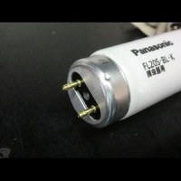 【生産終了品･後継品あり】FL20S・BL・K | Panasonic 20形 管外径(32.5mm) 近紫外放射 青色光発生 全長(580mm) 直管・スタータ形 捕虫器用蛍光灯 [2s ...