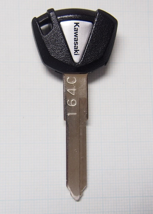 KAW27-GN カワサキ純正合鍵作成 スペアキー作成 W800、27008-0648 | 国産バイクの合鍵,カワサキバイクの合鍵,カワサキ純正合鍵 | ロックドクターオンラインショップ