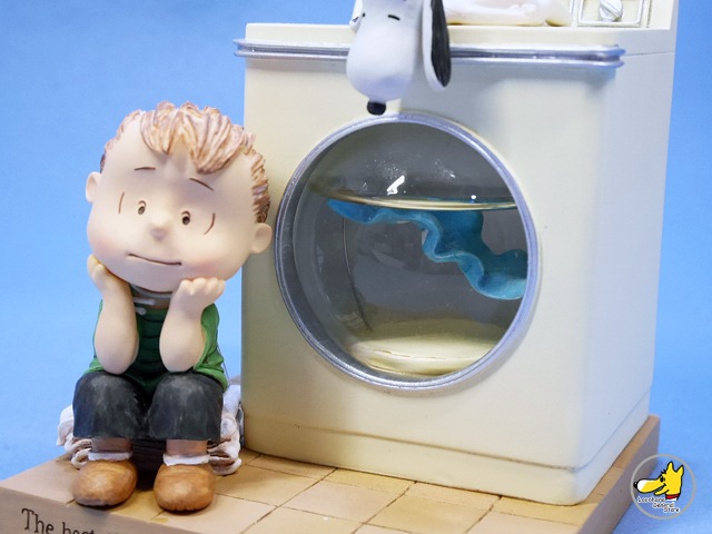 Hallmark 2010 スヌーピー フィギュア Snoopy＆Linus Washing Machine Globe | ビンテージ ...