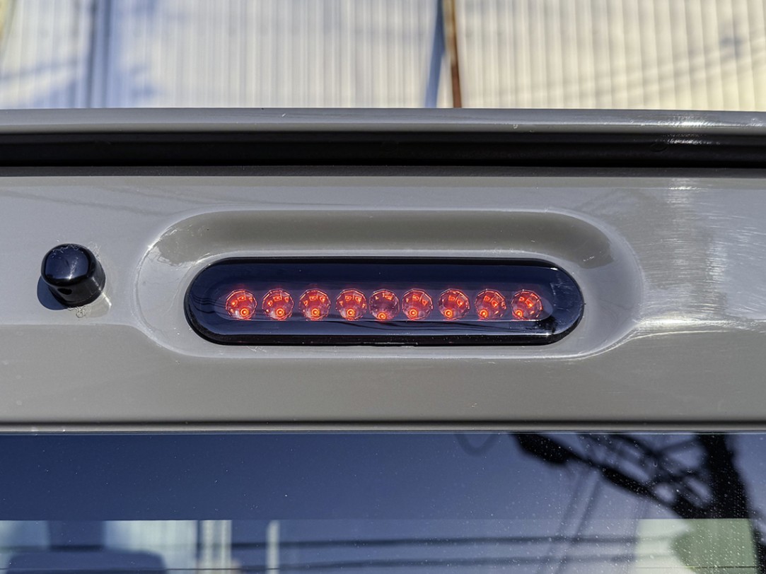 JB64/74 LEDハイマウントストップランプ | ジムニー車種別,JB64,外装系アイテム | ジムニーのカスタムパーツ専門店モーターファーム