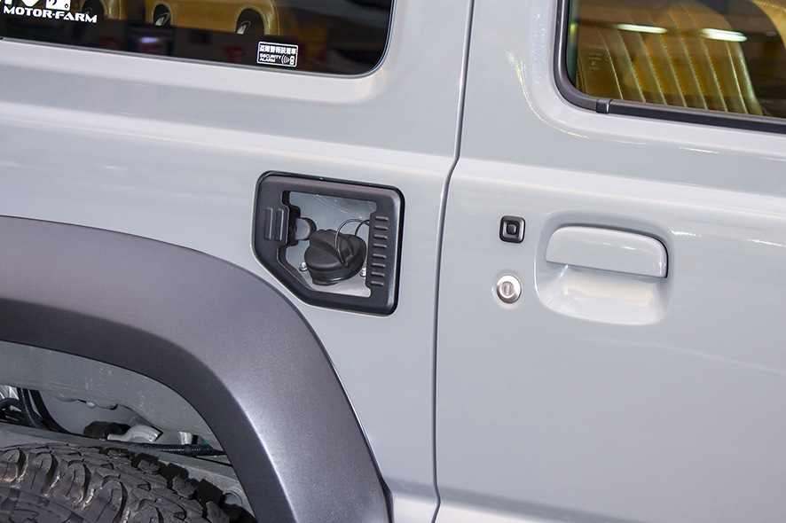 JB64/74 ガラス フューエル リッド | ジムニー車種別,JB64,外装系アイテム | ジムニーのカスタムパーツ専門店モーターファーム