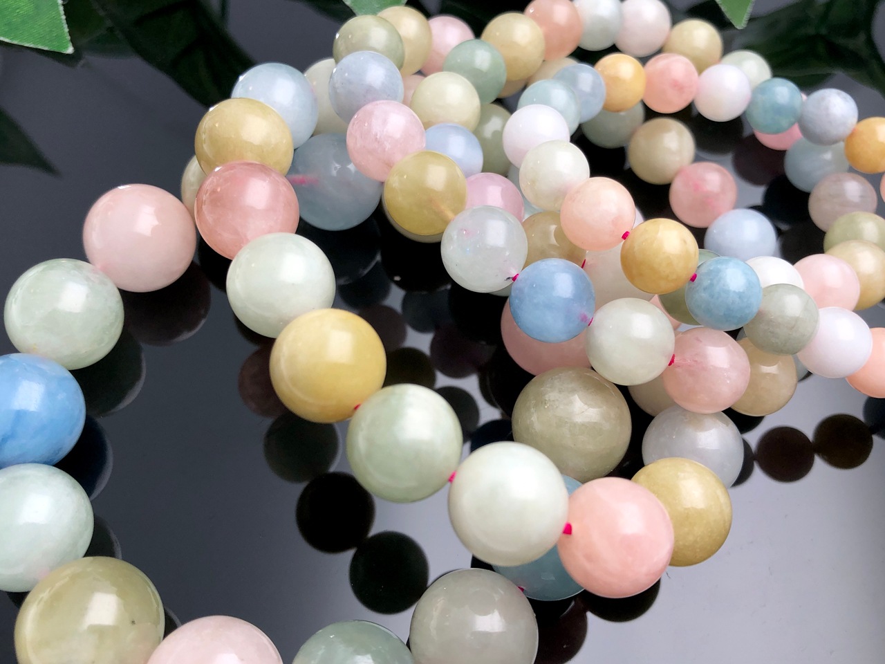 幸運を呼び込み、心を癒す★可憐なパステルカラー★天然石ブレス/3A/ミックスベリル（mix beryl/緑柱石）/ラウンド/約8mm/1本 ...