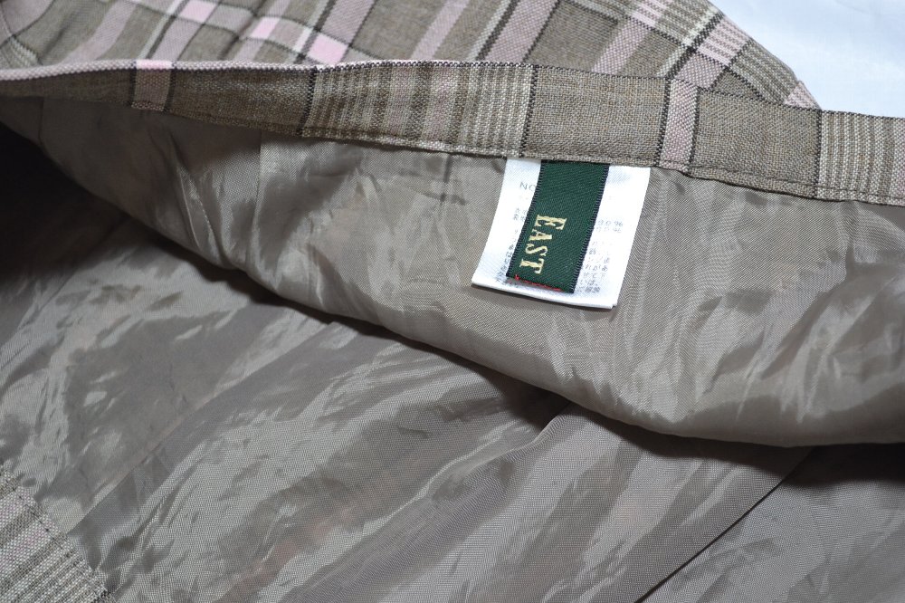 薄手のキャメルブレザー制服 タイ 裏地付き EAST BOY＊T1484 | ブランド制服組み合わせ | 制服ショップ 摩天楼