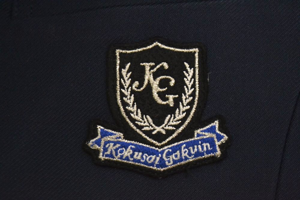 大size w76 埼玉県 国際学院高等学校 ブレザー冬服 夏スカート 飾りベルト付き リボン 校章 | ブレザー 冬服 | 制服ショップ 摩天楼