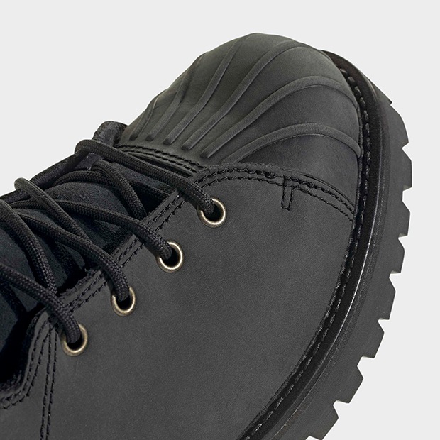 SST ブーツ SUPERSTAR BOOT nrb81 コアブラック×グレーファイブ