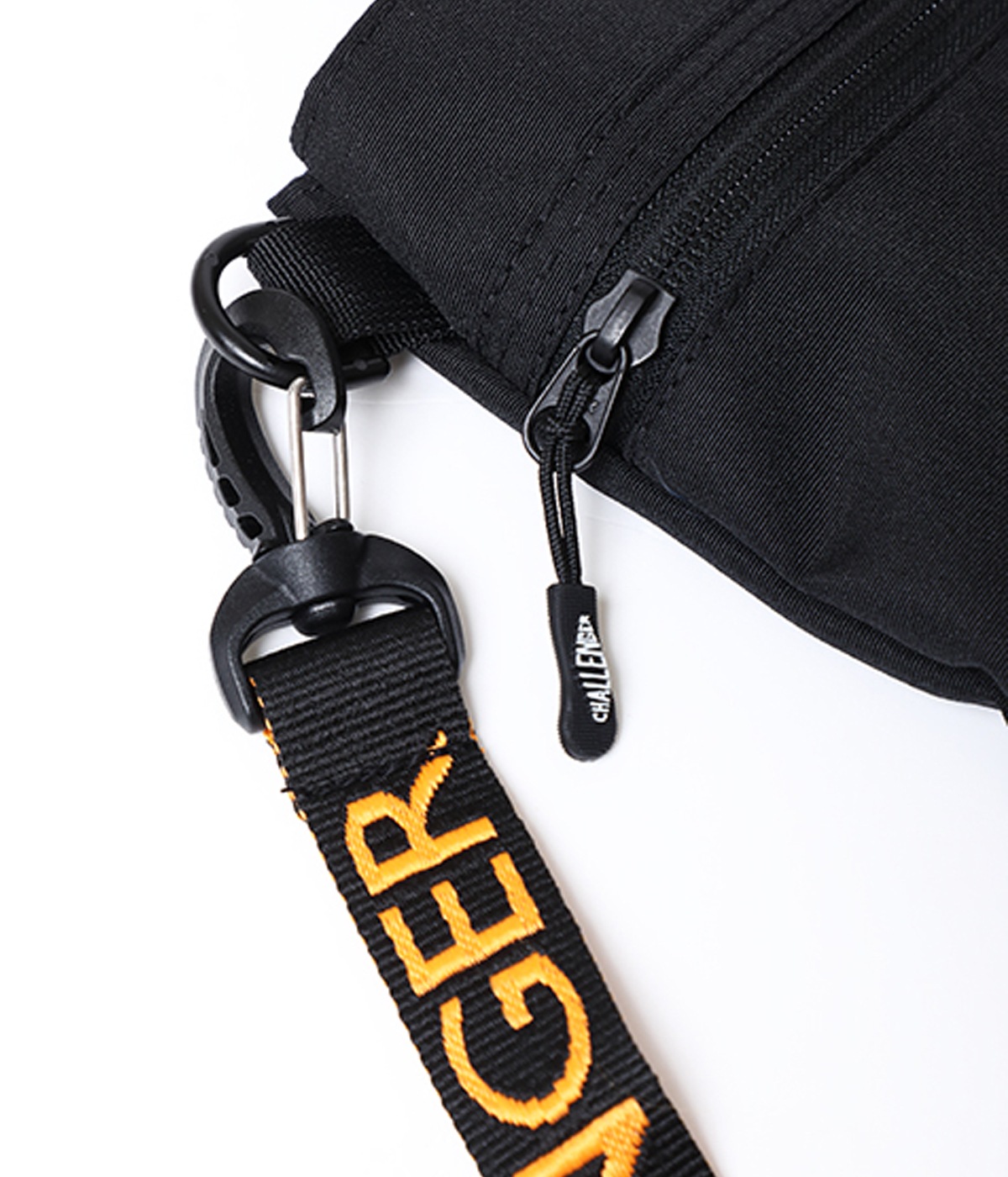 NYLON FIELD SACOCHE【BLACK】｜CHALLENGER｜MELTING POT（正規取扱店・通販）