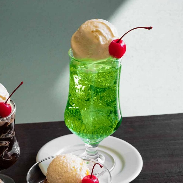 フロートグラス クリームソーダ フロート レトロ 昭和レトロ 純喫茶 喫茶店 グラス 業務用 プロユース 食洗機対応 ガラス グラス コップ 強化グラス 割れにくい プレゼント 贈答 ギフト ...