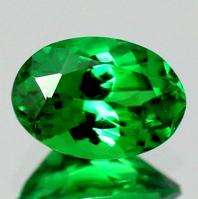 0.65ct天然ツァボライトガーネット【ネオンUV】上質