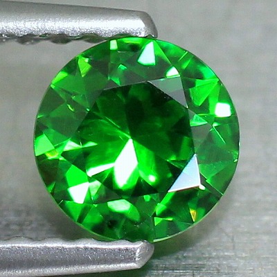 0.58ct天然デマントイドガーネット【VIVID NEON GREEN】トップジェム