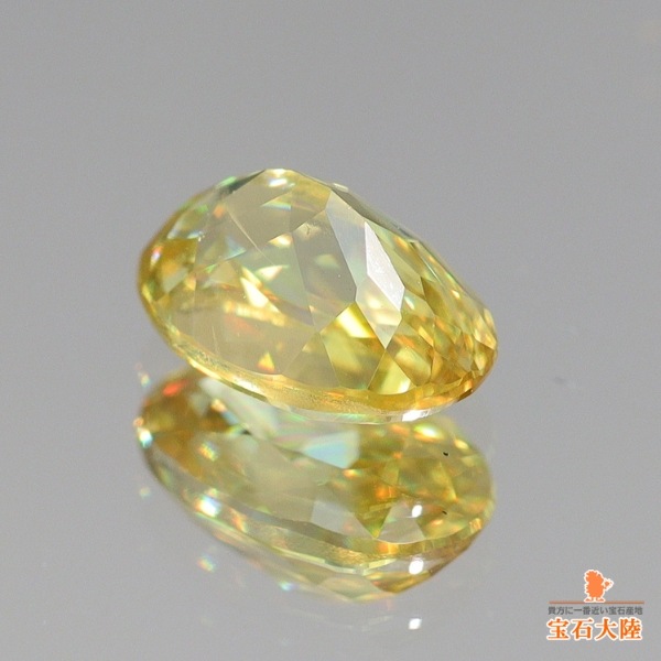 天然スフェーン 0.59ct 【煌めくイエロー】 マダガスカル