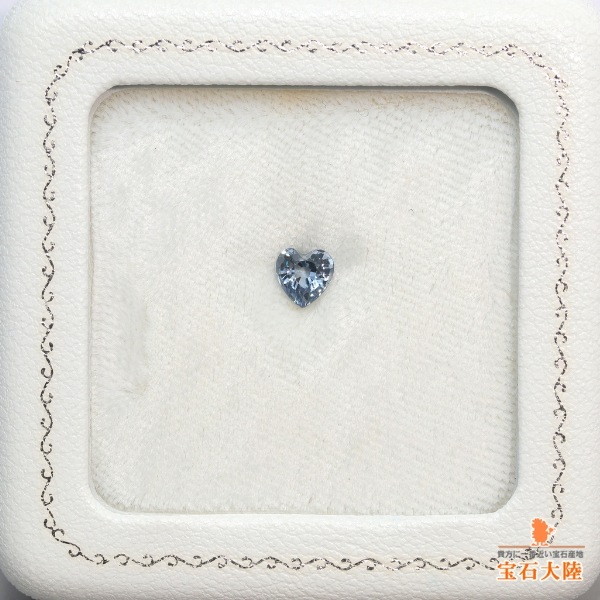 天然サファイア 0.73ct 【非加熱・ブルー】 マダガスカル