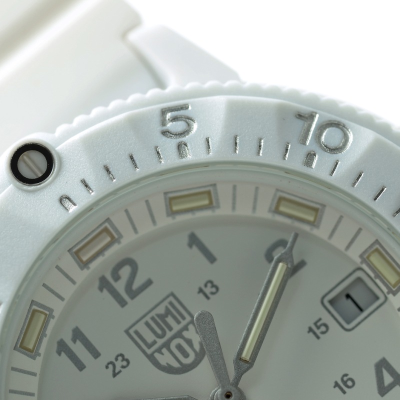 LUMINOX（ルミノックス）ORIGINAL NAVY SEAL 3000 SERIES【Ref.3007.WHITEOUT】 | ブランド ...