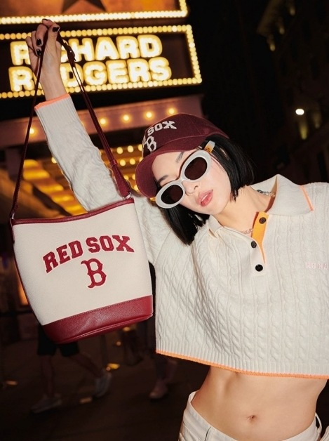 MLB Korea VARSITY BASIC CANVAS BUCKET BAG ショルダー バケットバッグ 3ABMS093N-50CRD ...