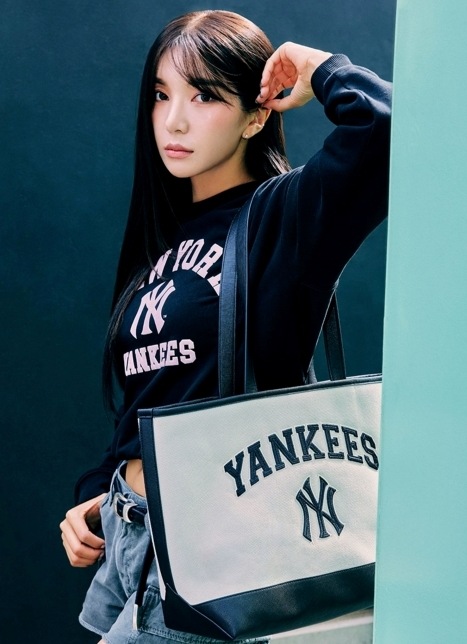 MLB Korea VARSITY BASIC CANVAS L TOTE BAG キャンバス トートバッグ 3AORL103N-50CRD ...