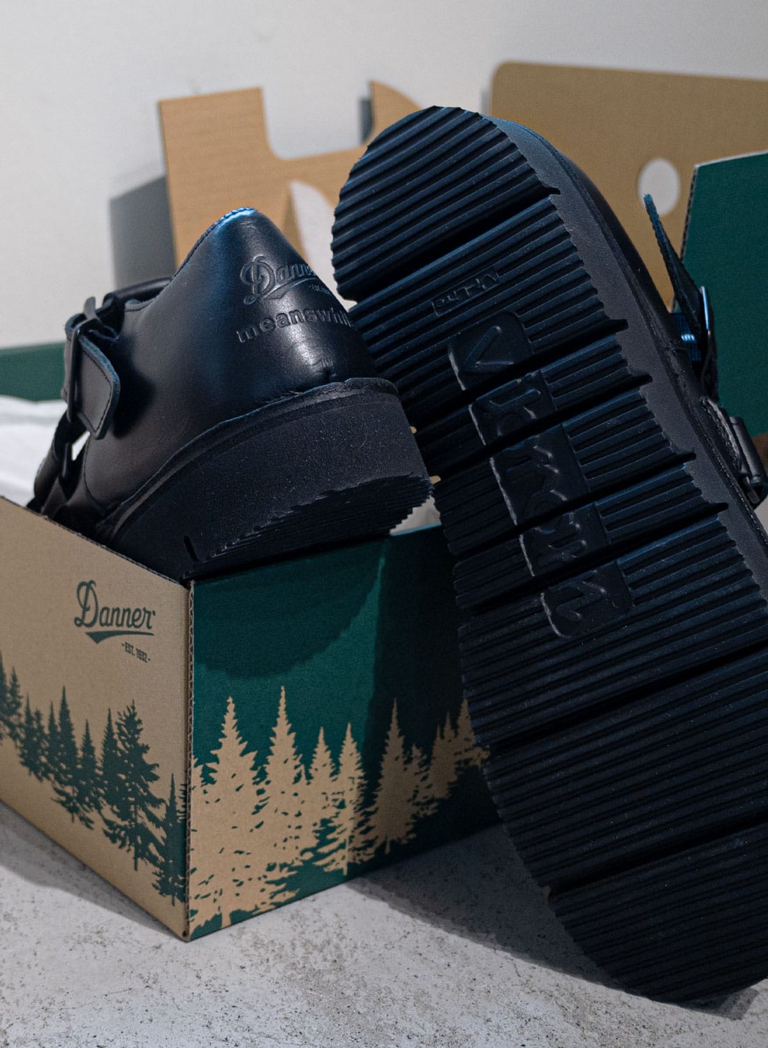 meanswhile(ミーンズワイル)Danner Pittock Gurukha(ダナー ピトックグルカ) サンダル グルカサンダル 春 夏 ダナー アウトドア 革靴 meanswhile ...