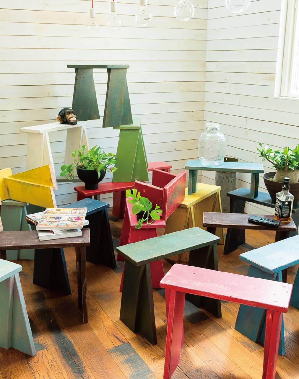 AGED BENCH STOOL - thrów・bàck Series - MoreThan Furniture