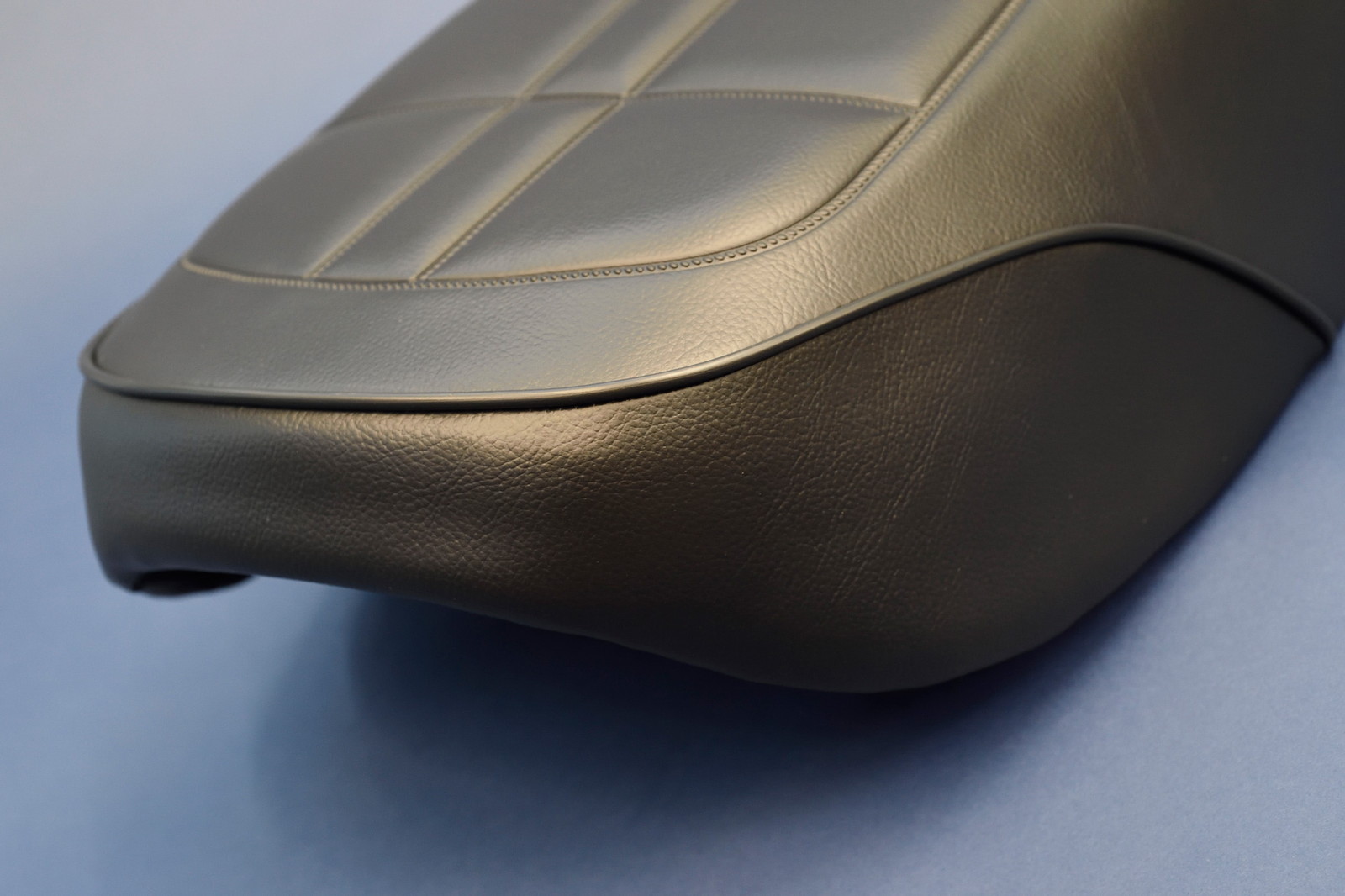 Z1/Z2 STDタイプ シート ASSY（ベルト付属） | シート | 株式会社エムテック・中京