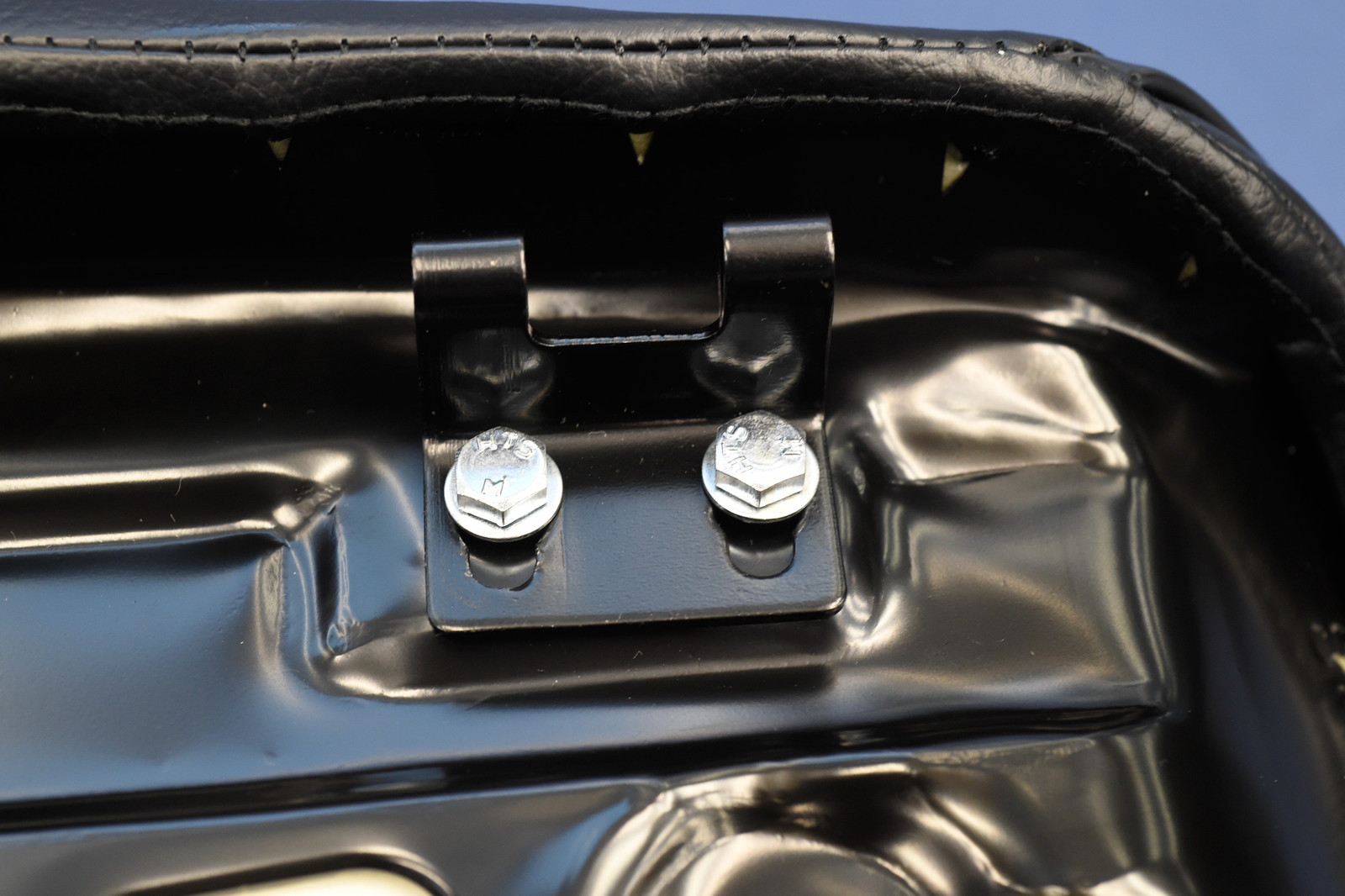 Z1/Z2 STDタイプ シート ASSY（ベルト付属） | シート | 株式会社エムテック・中京