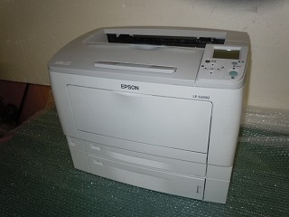 EPSON LP-S3200 500枚増設+両面ユニット付A3レーザープリンター/印字1万枚以下 | レーザープリンター(モノクロ ...